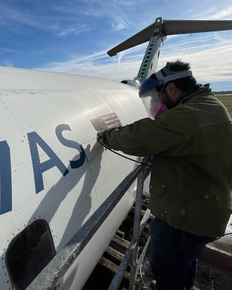 DELTA®-CRJ-200ER-N847AS - MotoArt PlaneTags